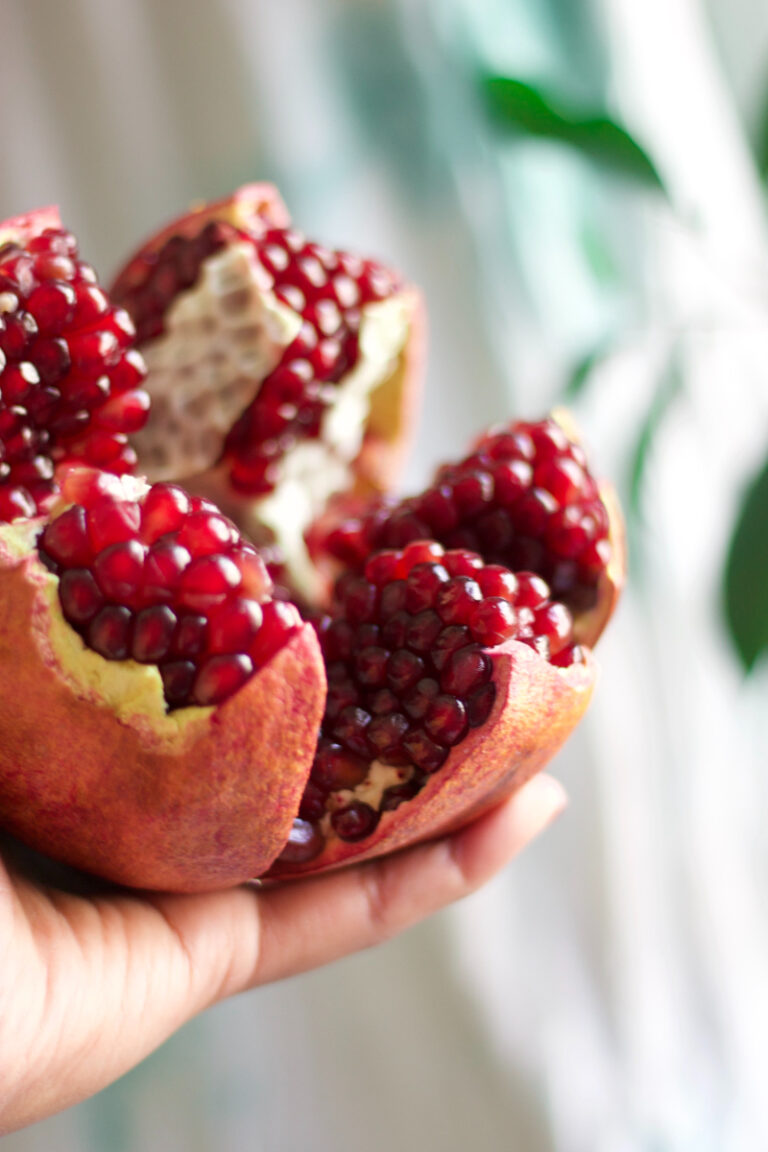 Easy Midnight Snacks to Make in 5 Minutes - Snappy Snacking