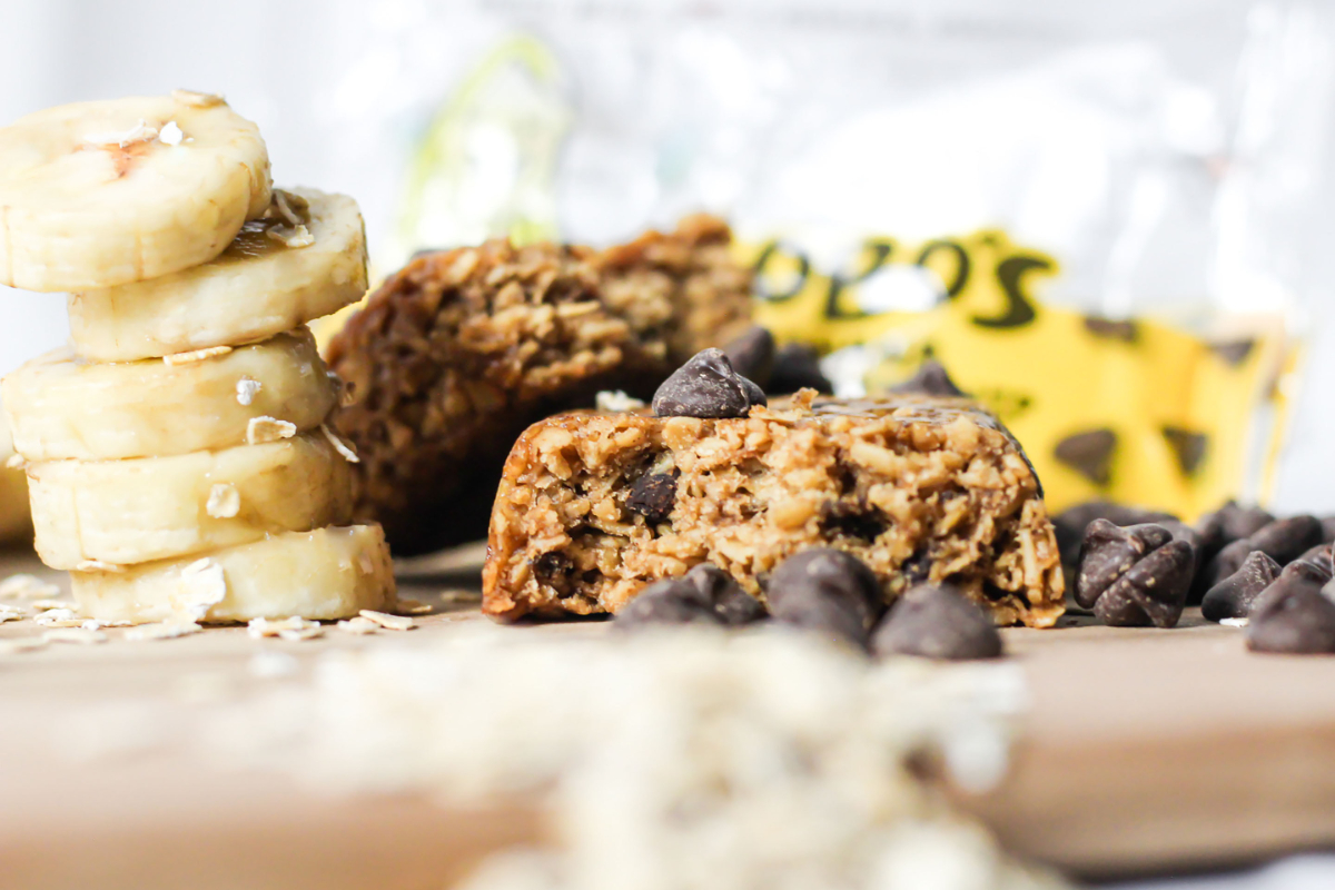 Vegan Peanut Butter Chocolate Chip Bars - Snappy Snacking